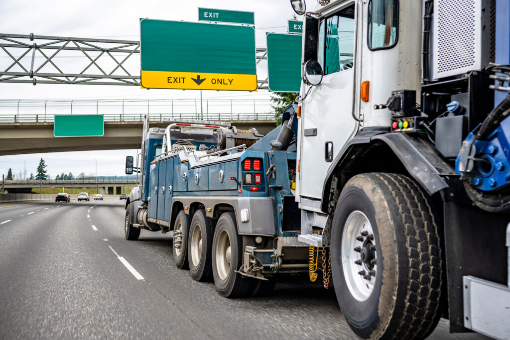 Emergency Towing - Color Country Diesel Inc